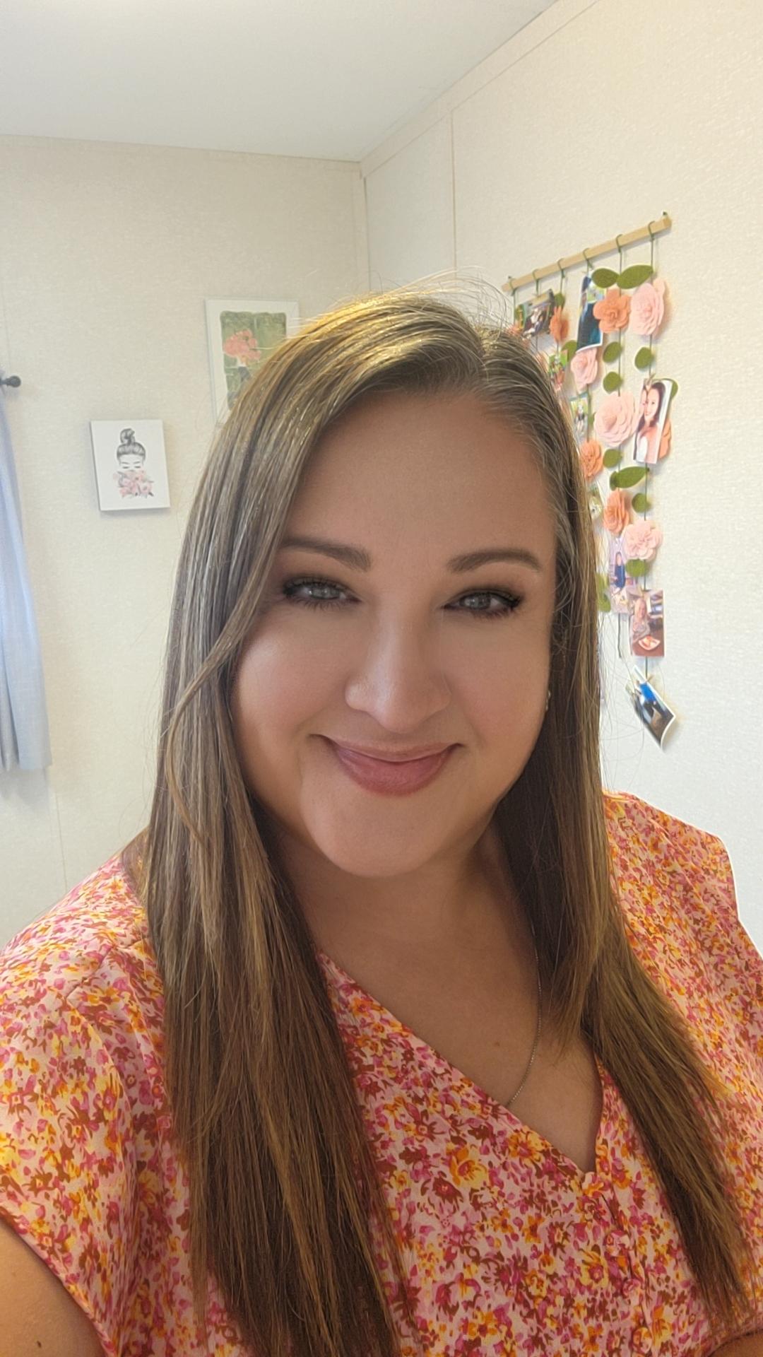Alison Ulrich's Instagram, Twitter & Facebook on IDCrawl
